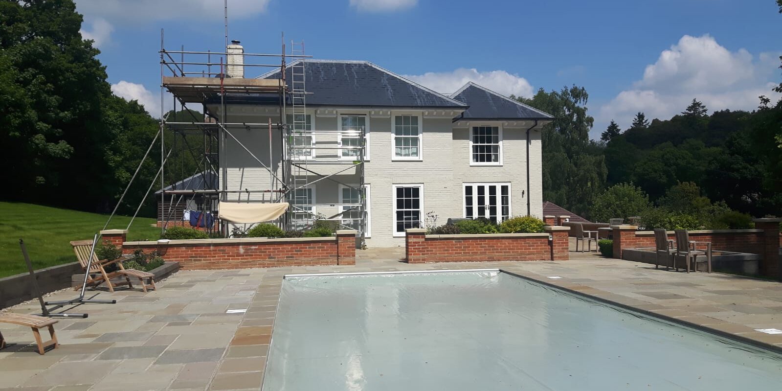 10 Signs That Your House Exterior Needs Repainting: Full Guide – Marshels